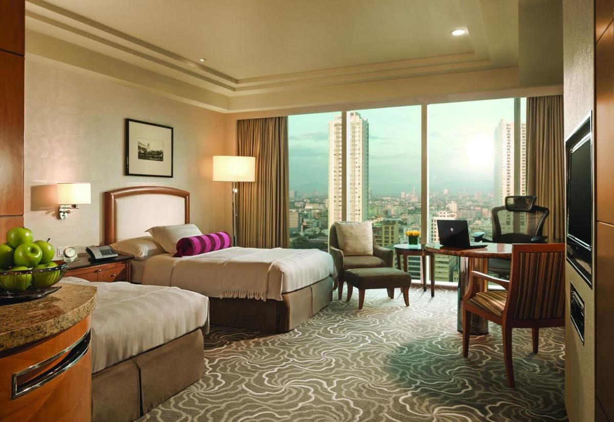 The Top 10 Best Luxury Hotels In Manila - Breathing Travel