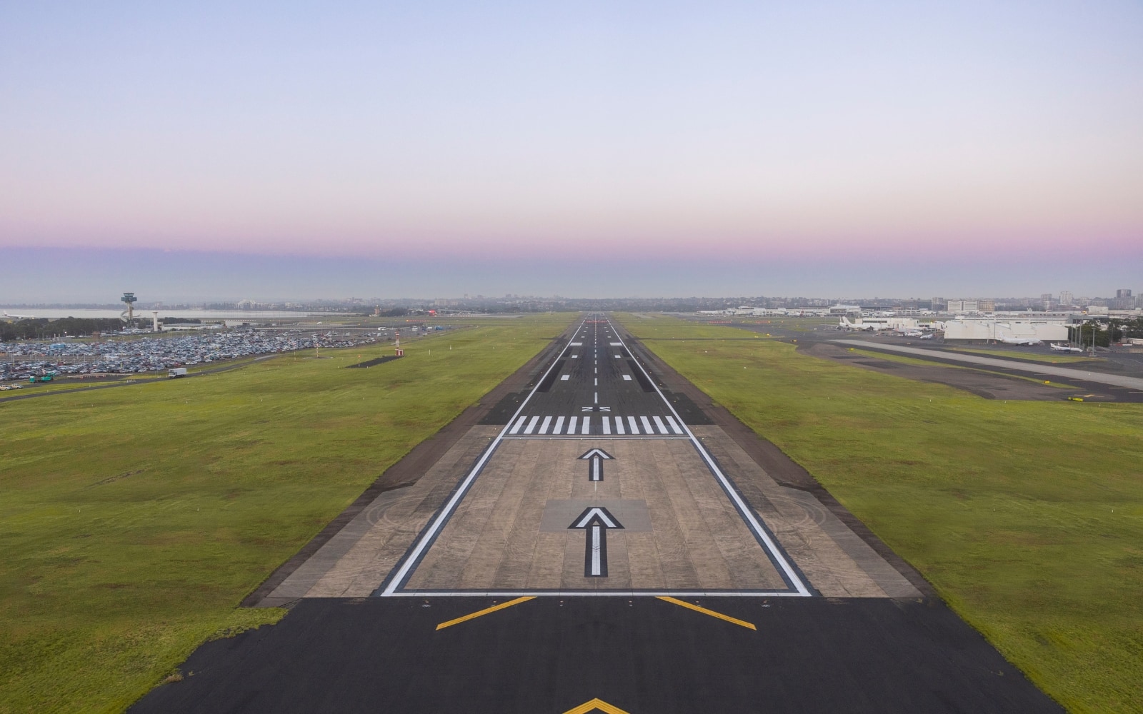 Ultimate Guide to Booking the Best Sydney Airport Hotels - Breathing Travel