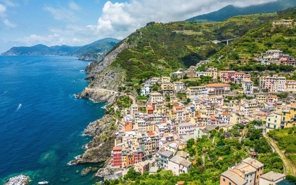 Where to Stay in Cinque Terre: Everything You need to know - Breathing ...