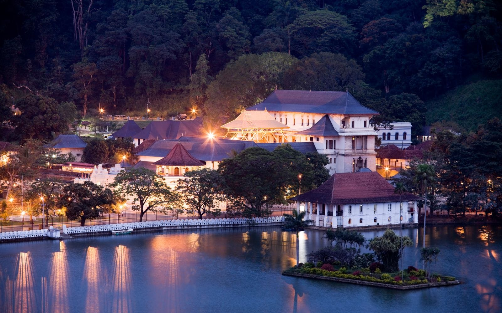 Where to Stay in Kandy: BEST Areas + Hotels You’ll Love - Breathing Travel