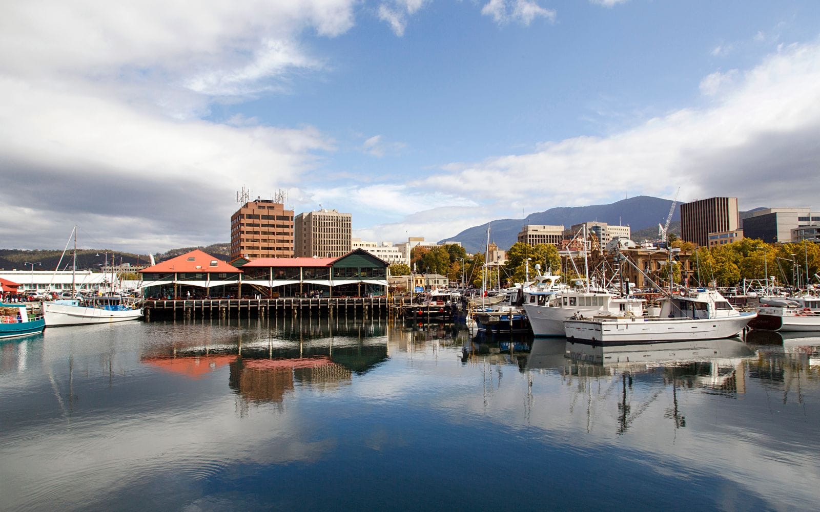 Where to Stay In Tasmania: Most Beautiful Towns & Hotel Picks ...