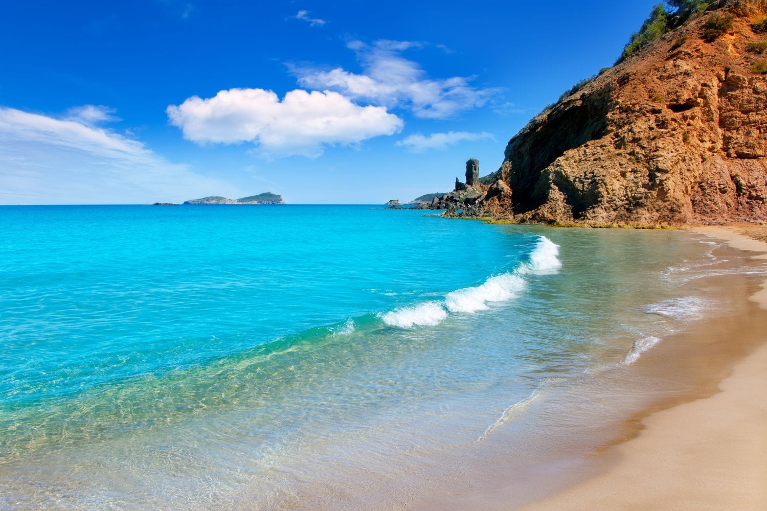 Ibiza vs Mallorca: How to Choose Between These Two Beautiful Balearic ...