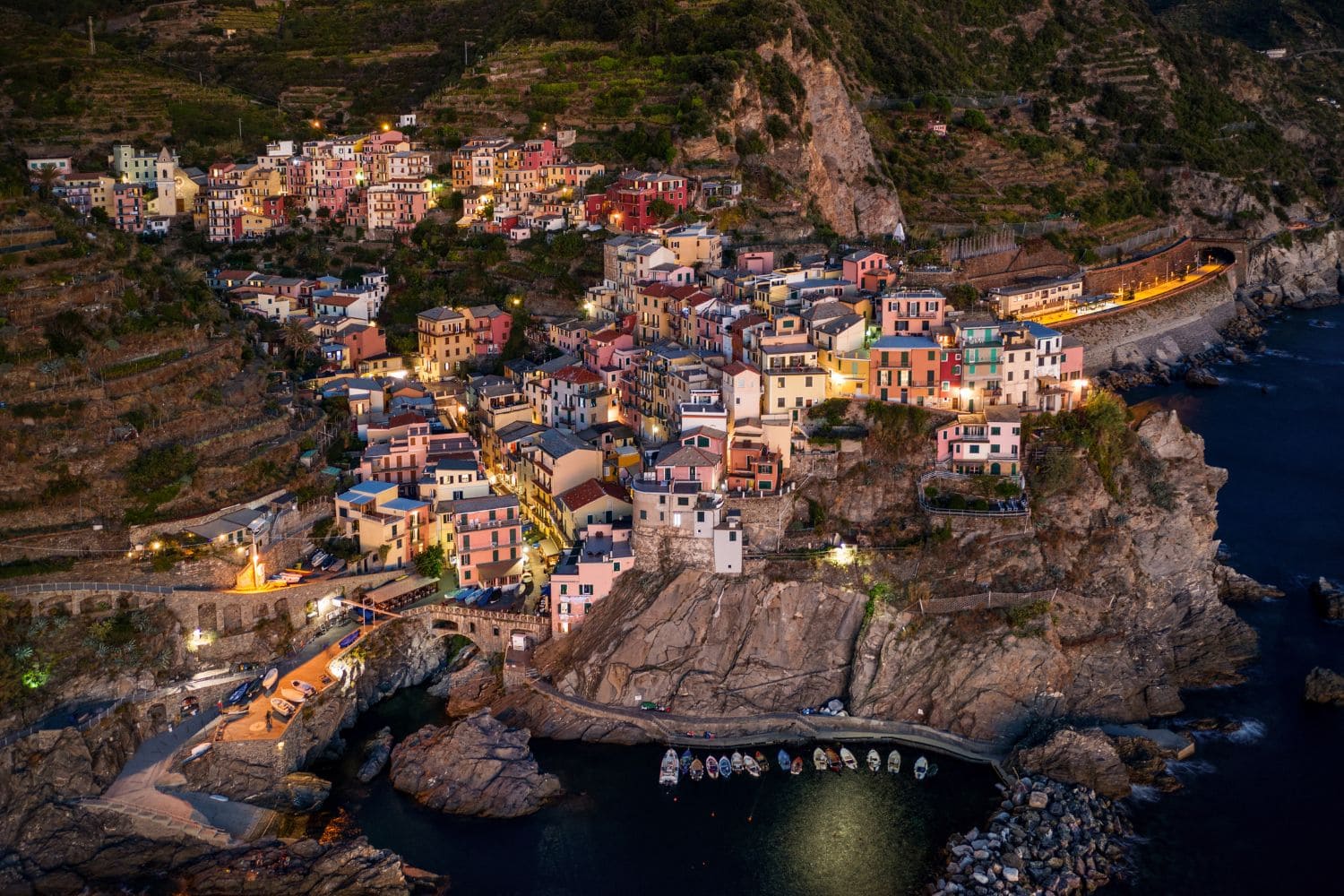 Best 3-Day Cinque Terre Itinerary: Where to Stay, Eat, What to Do ...